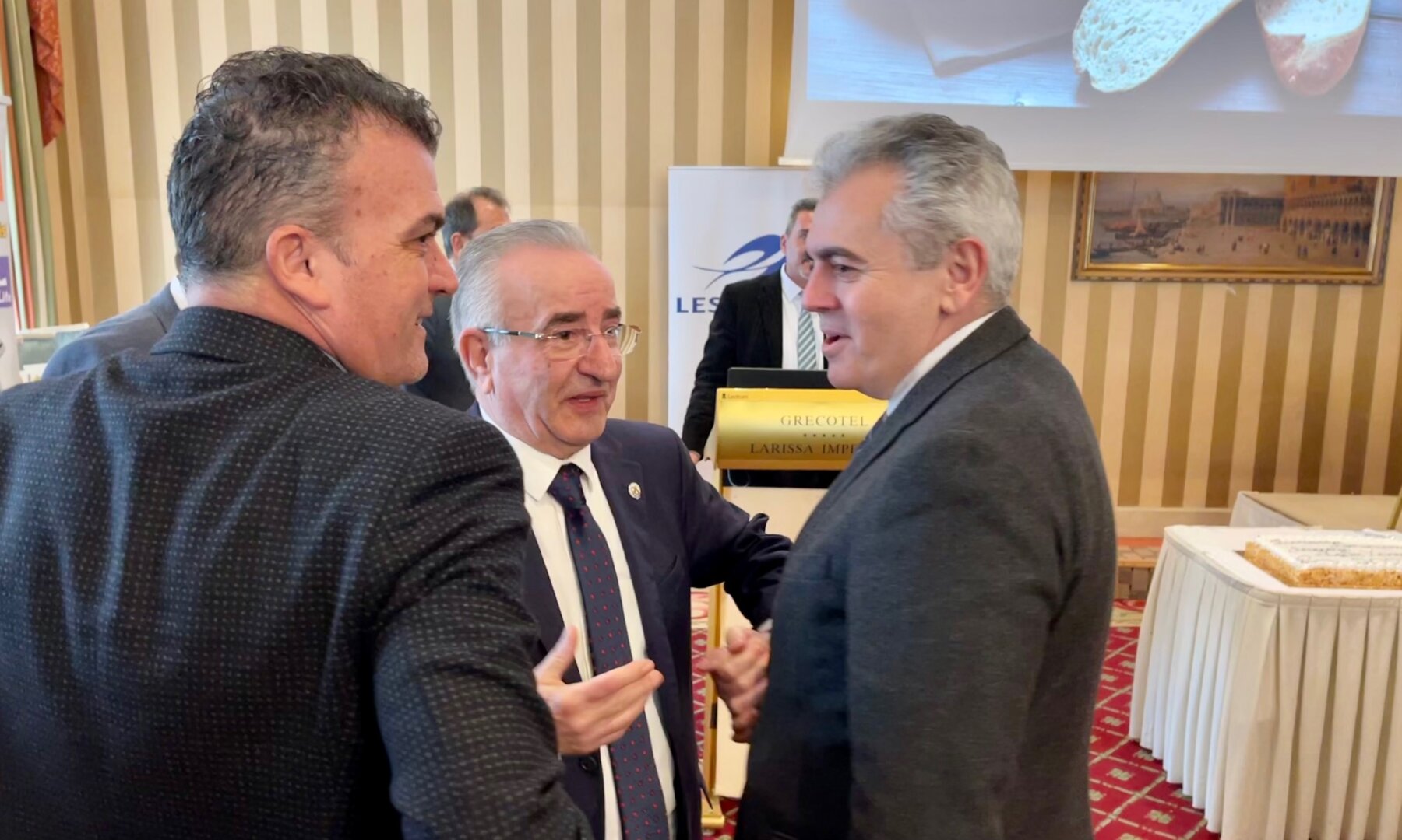 Μάξιμος Χαρακόπουλος: Στηρίζουμε έμπρακτα τον φούρνο της γειτονιάς ...