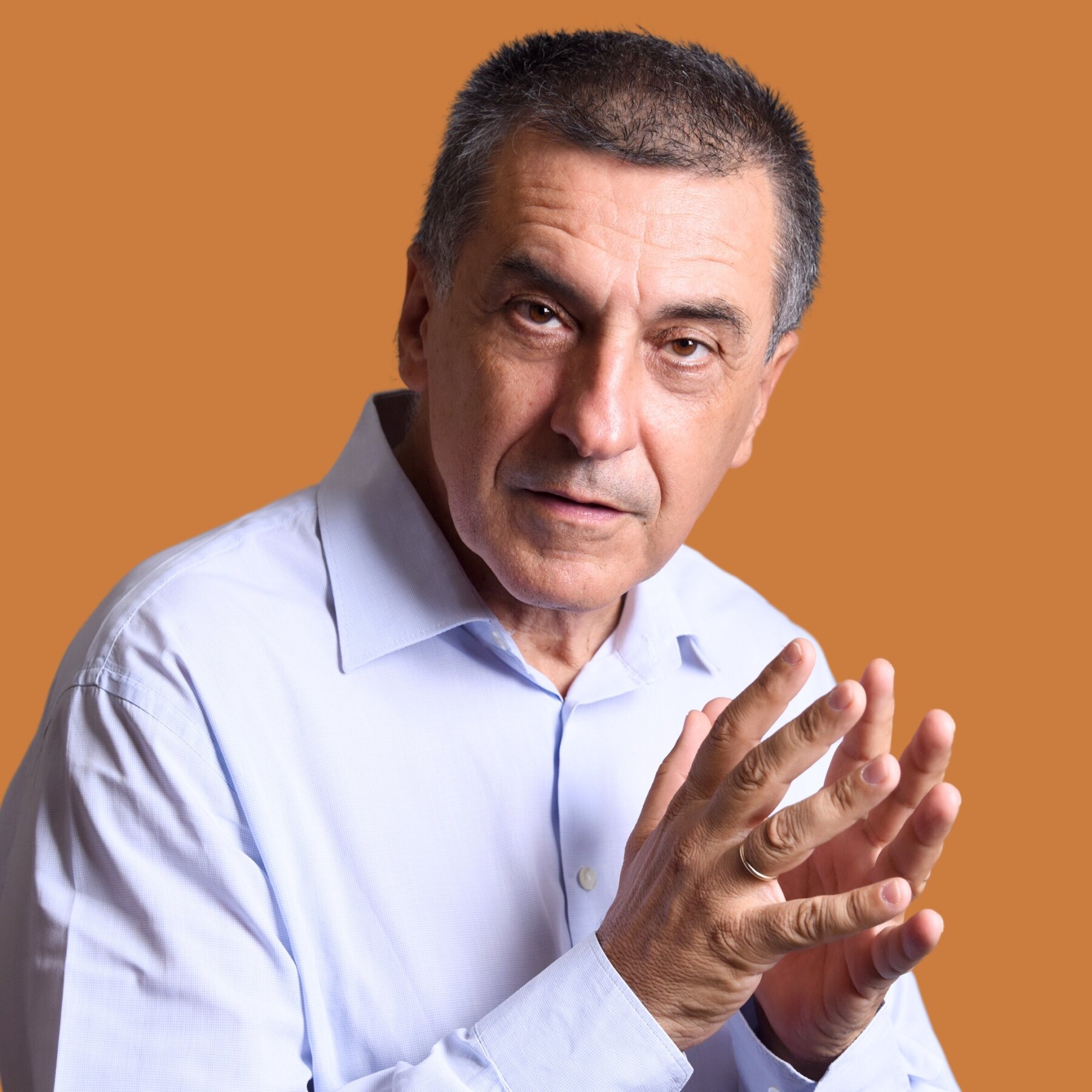 Δείτε «ζωντανά» την ορκωμοσία του νέου Περιφερειάρχη Θεσσαλίας Δημήτρη ...