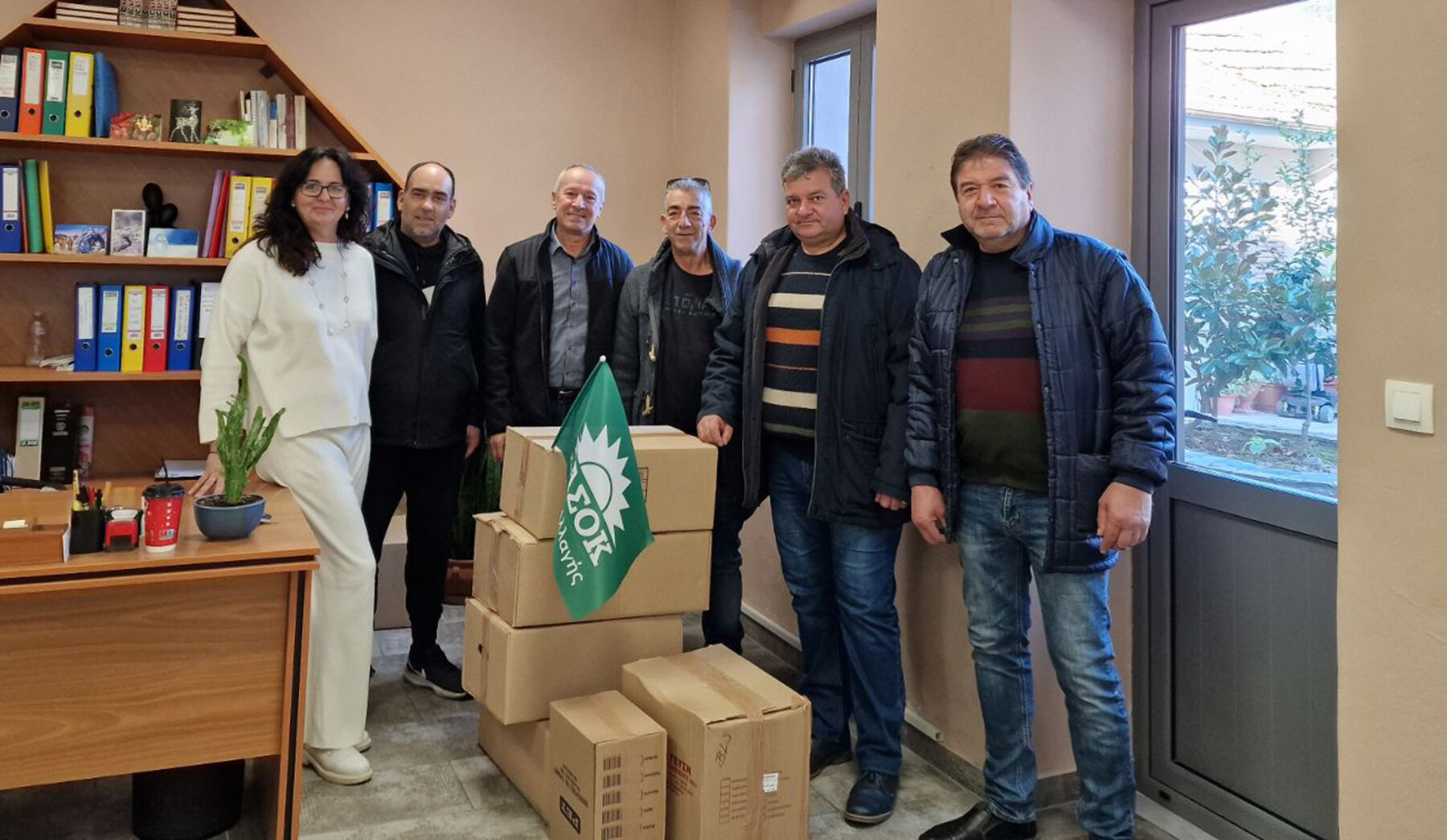 Τρόφιμα από την Δ.Ο. ΠΑΣΟΚ-ΚΙΝΗΜΑ ΑΛΛΑΓΗΣ Αγιάς στο Κοινωνικό ...