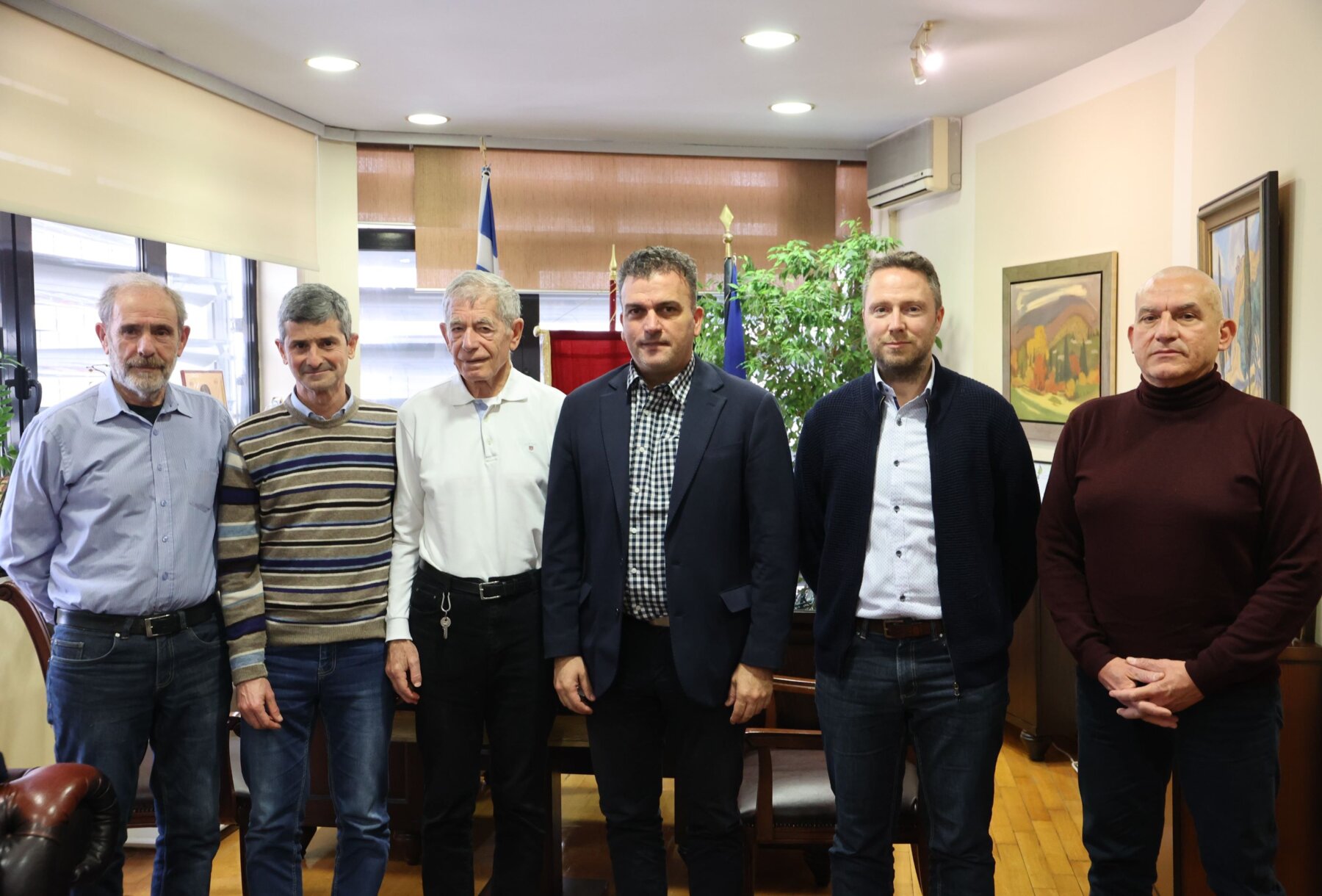 Ο Σύλλογος Μαραθωνοδρόμων Ν. Λάρισας στον Δήμαρχο Λαρισαίων - Χώρα Αγιά